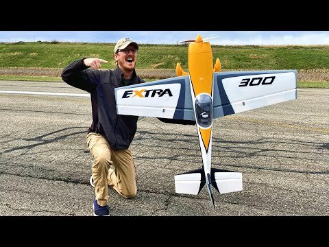 Incredible Video: 3D RC Plane Extra 300 Shows Its Insane Ability