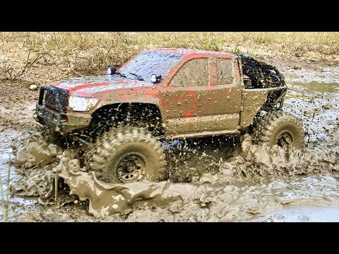 BRAND NEW HUGE RC CAR OFF ROAD MUDDING! Axial SCX6 Trail Honcho